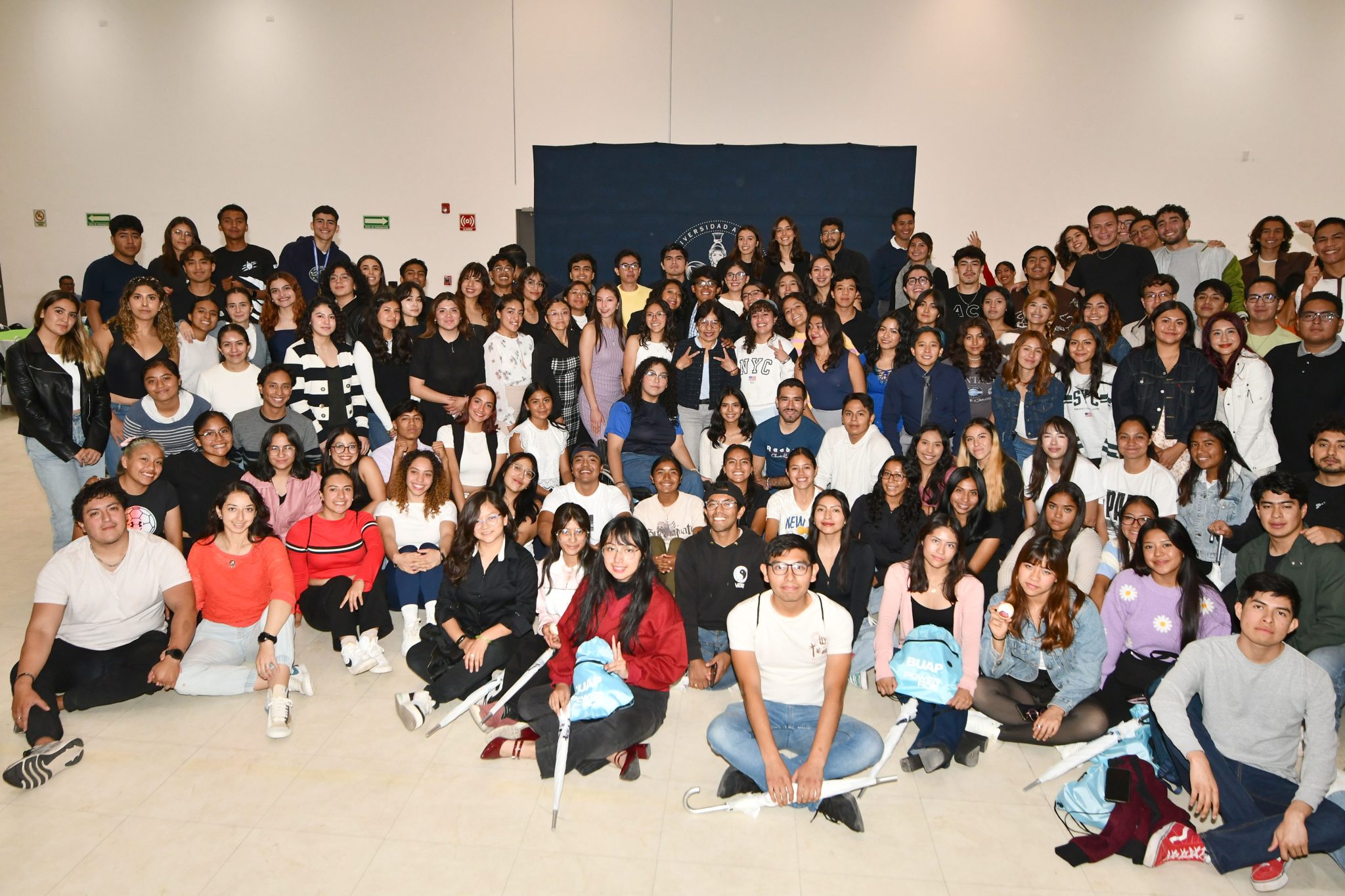 Se reúne la Rectora Lilia Cedillo con deportistas universitarios – La ...